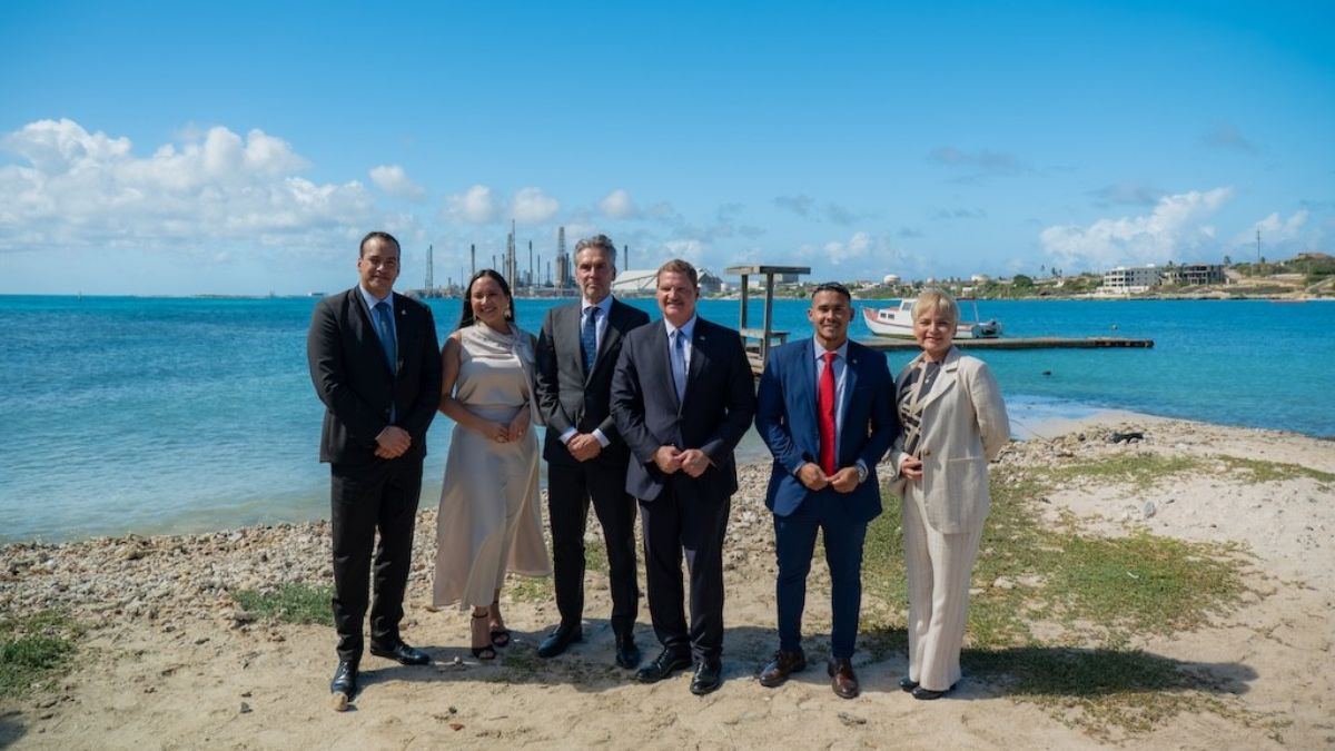 Aruba cierra su refinería y apuesta por un futuro sostenible