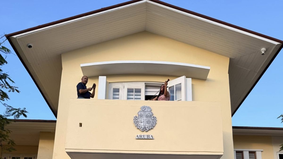 Aruba celebra 40 años del Estatus Aparte con nuevo escudo